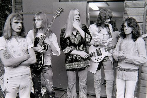 Yes 2025 | Taquilla.com