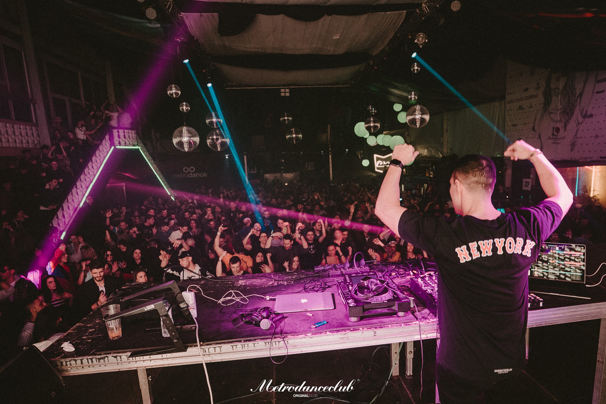 Metro Dance Club 2026 | Taquilla.com